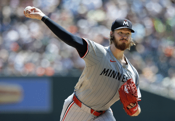 Ober gives up one hit in eight innings, whiffs 11 as Twins blank Tigers ...