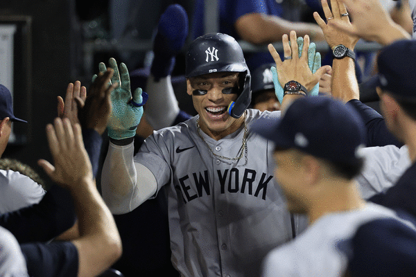 Aaron Judge crushes 300th homer as Yankees escape White Sox with series ...